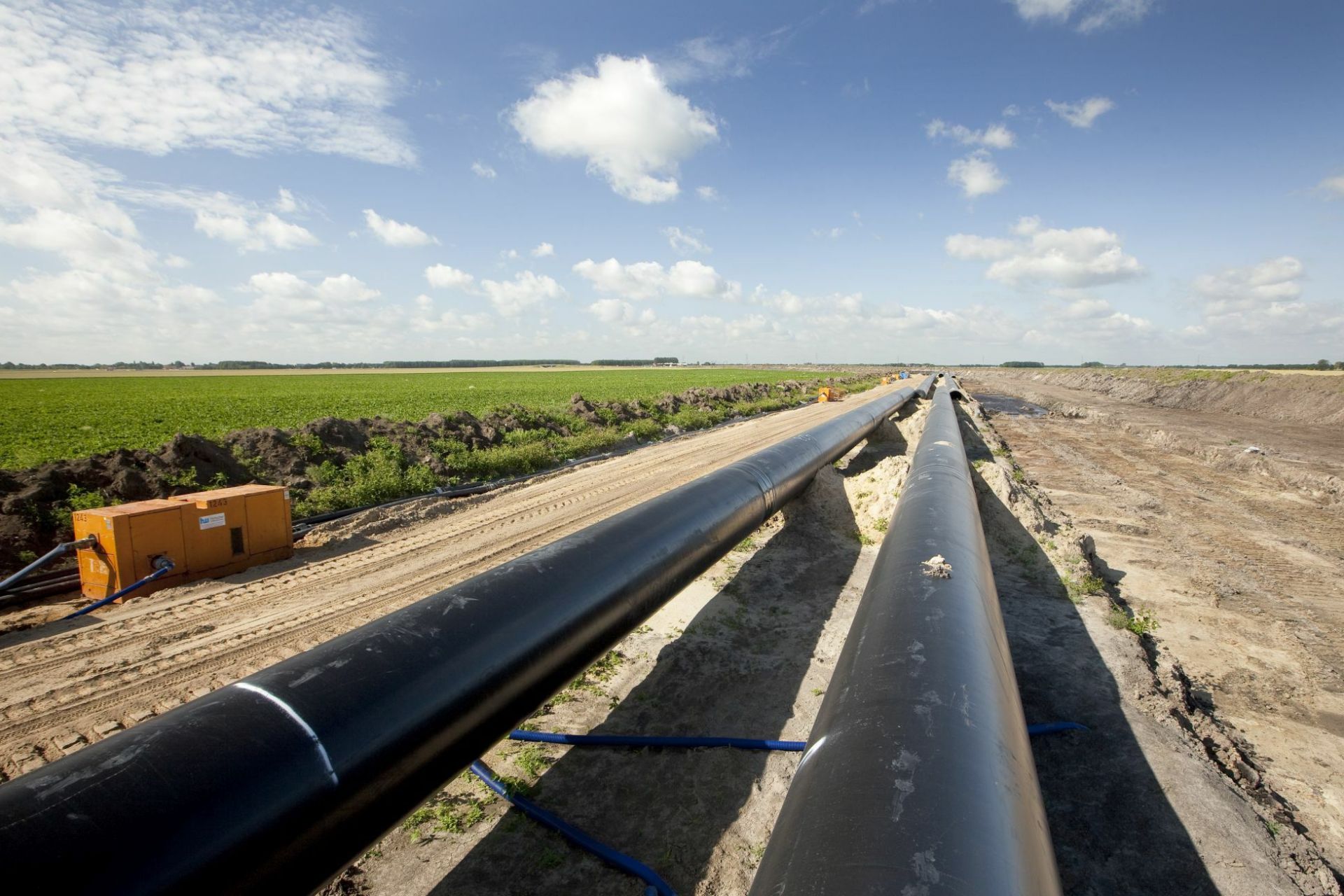 Gate terminal starts construction of 4th LNG tank at the port of ...